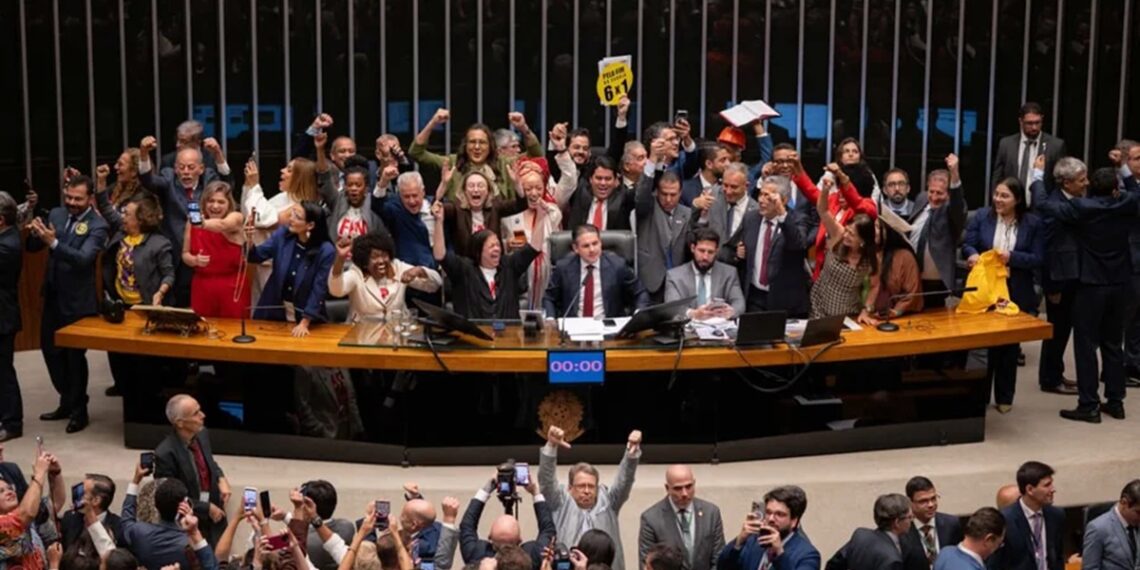 O que falta para a proposta 'Fim da escala 6x1' ser aprovada ...